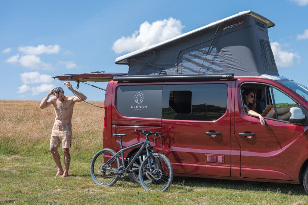 Van Aménagé avec Douche | Solutions Pratiques HorizonVan